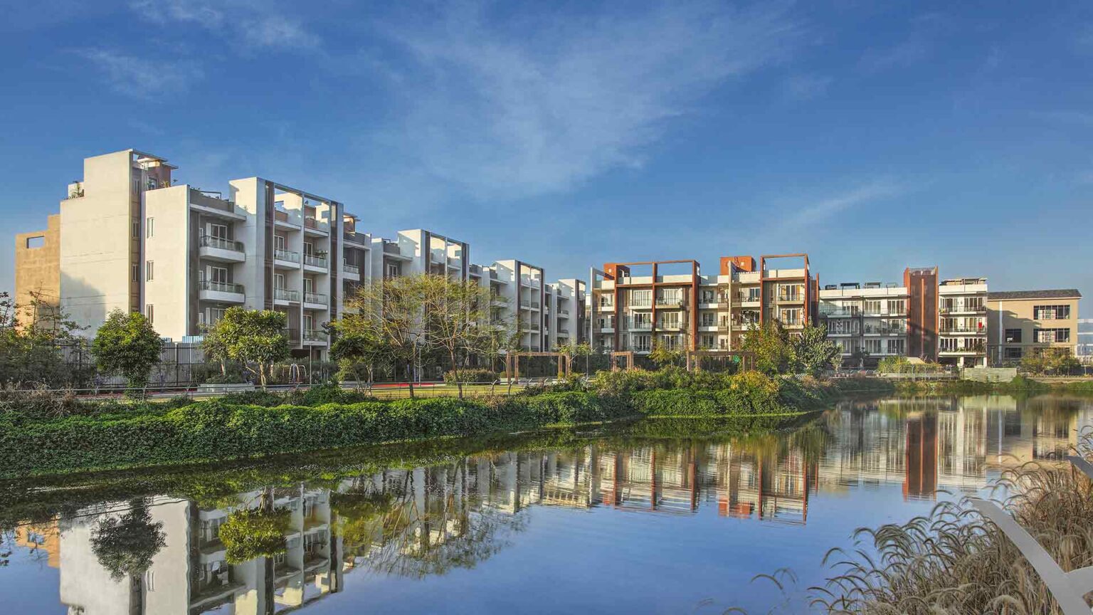 Adani Samsara Sector 60: Redefining Highlights & Features